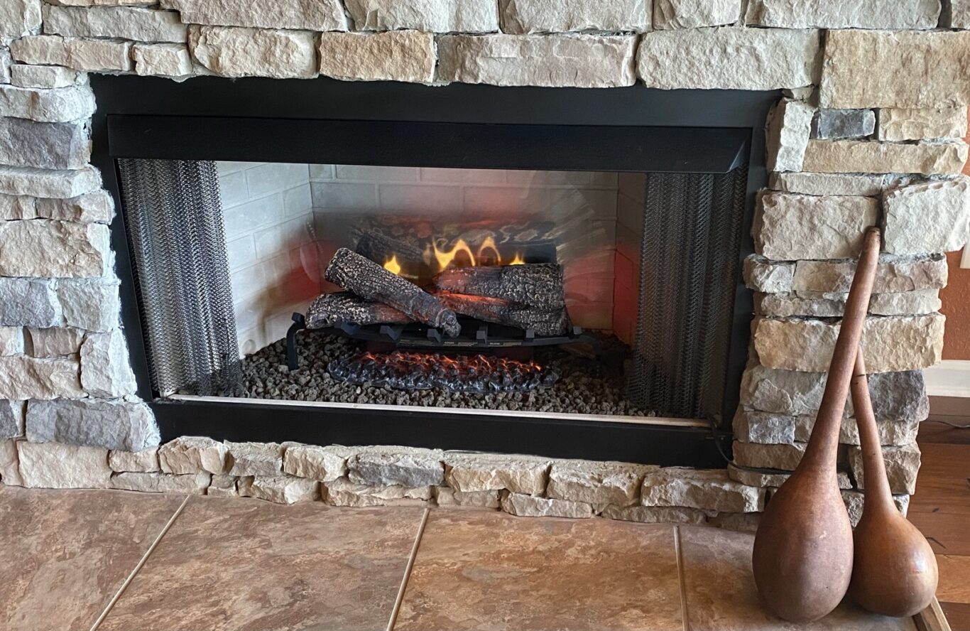 Dimplex Revillusion 25” Electric Log Set - The Hearth and Grill Shop